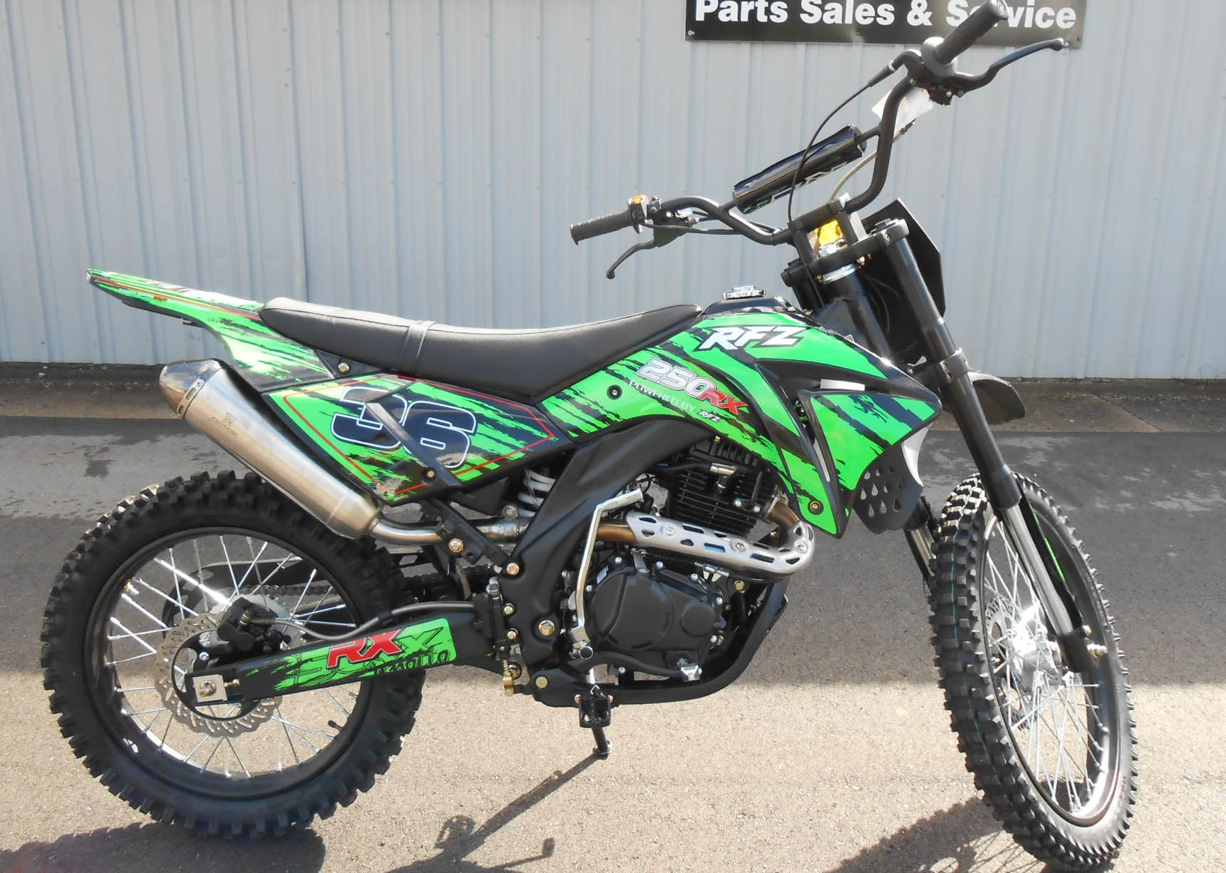 Are Apollo Dirt Bikes Good? Pros & Cons, Who They're Good For | Vehicle ...